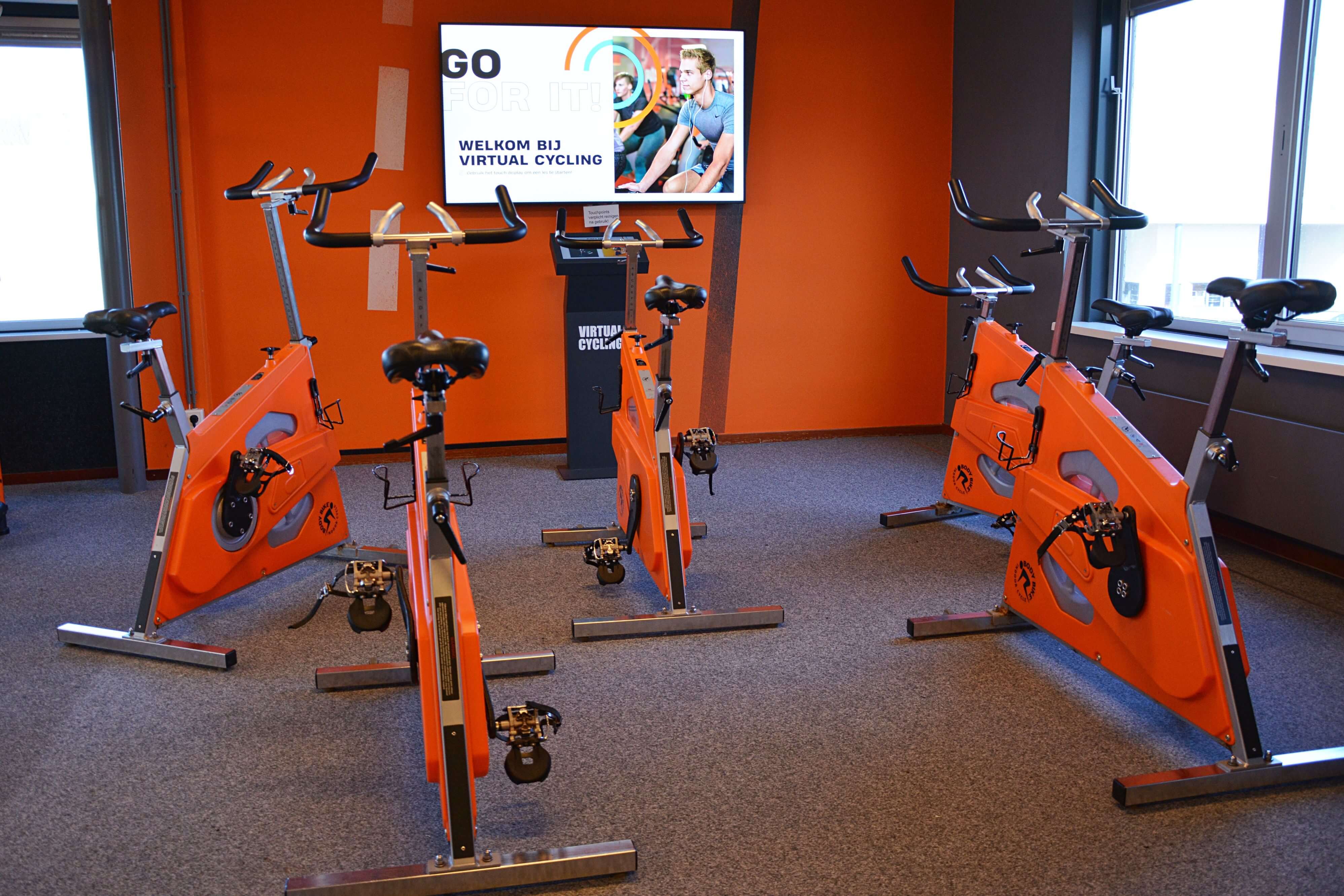 Sportschool Basic-Fit Aalsmeer Molenvlietweg 24/7