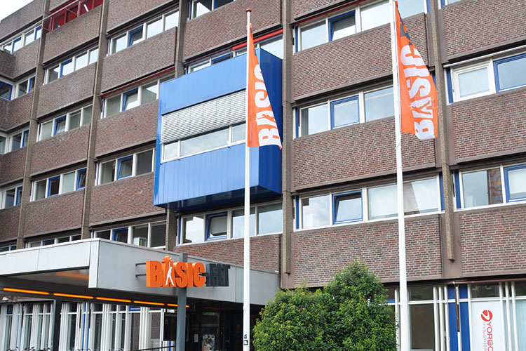 Basic-Fit Gym Basic-Fit Amsterdam Baarsjesweg 24/7