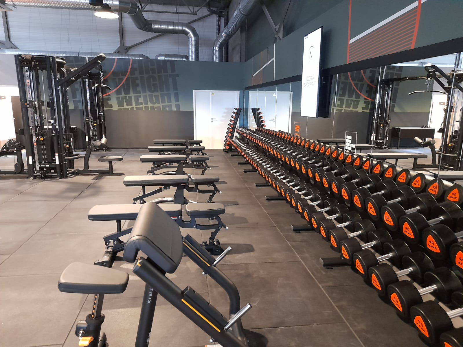 Salle de sport Basic-Fit Neuville-de-Poitou Allée Jean Monnet