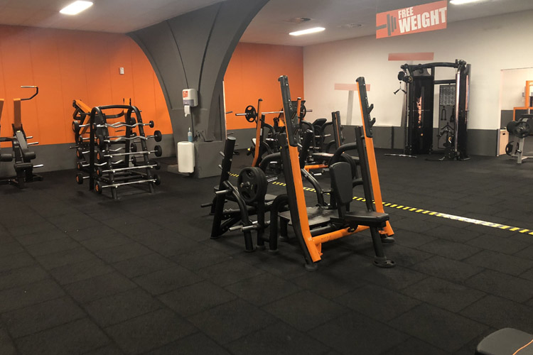 Fitnessclub Basic-Fit Sint-Niklaas August de Boeckstraat 24/7