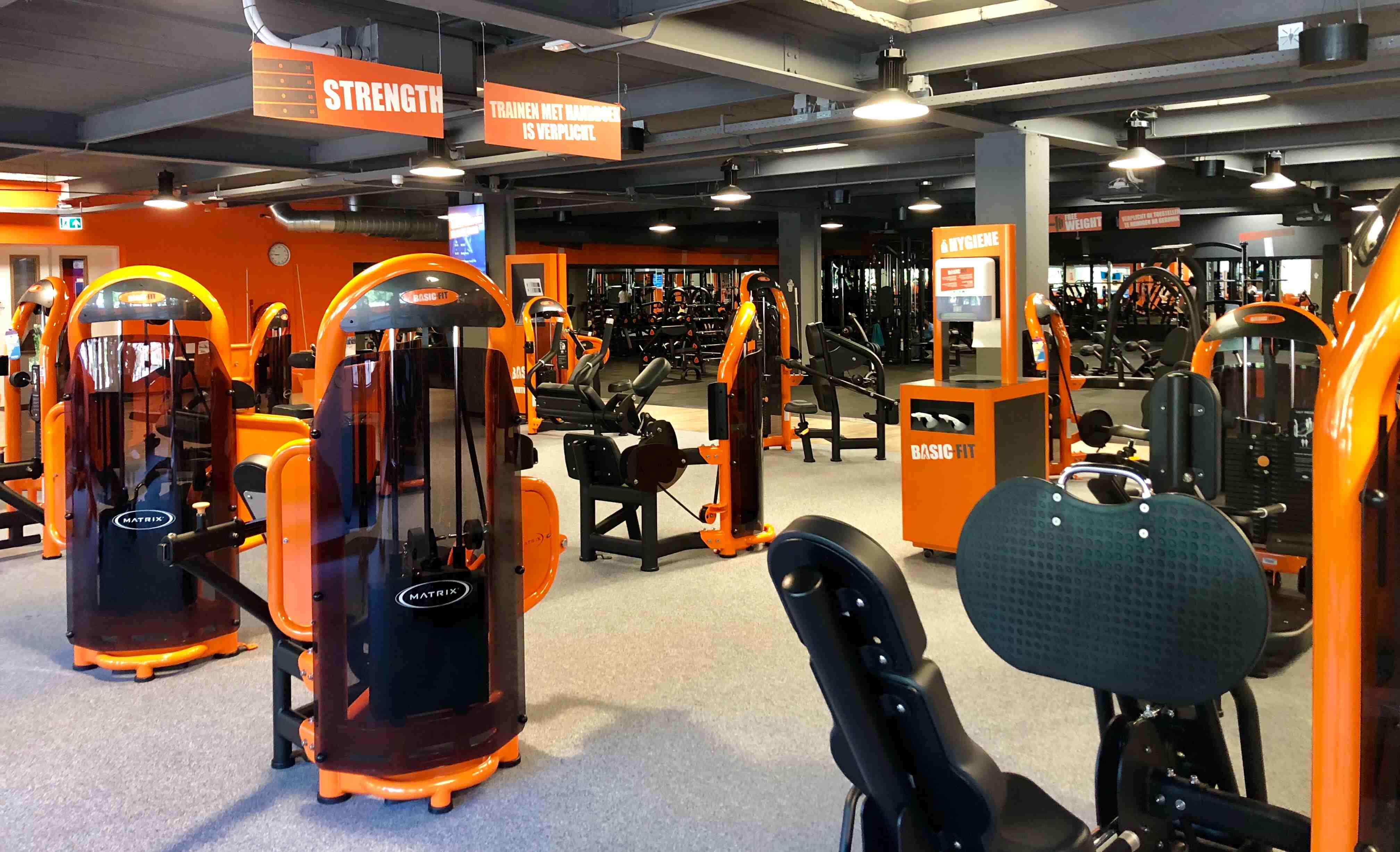 Sportschool Basic-Fit Rotterdam Metaalhof 24/7