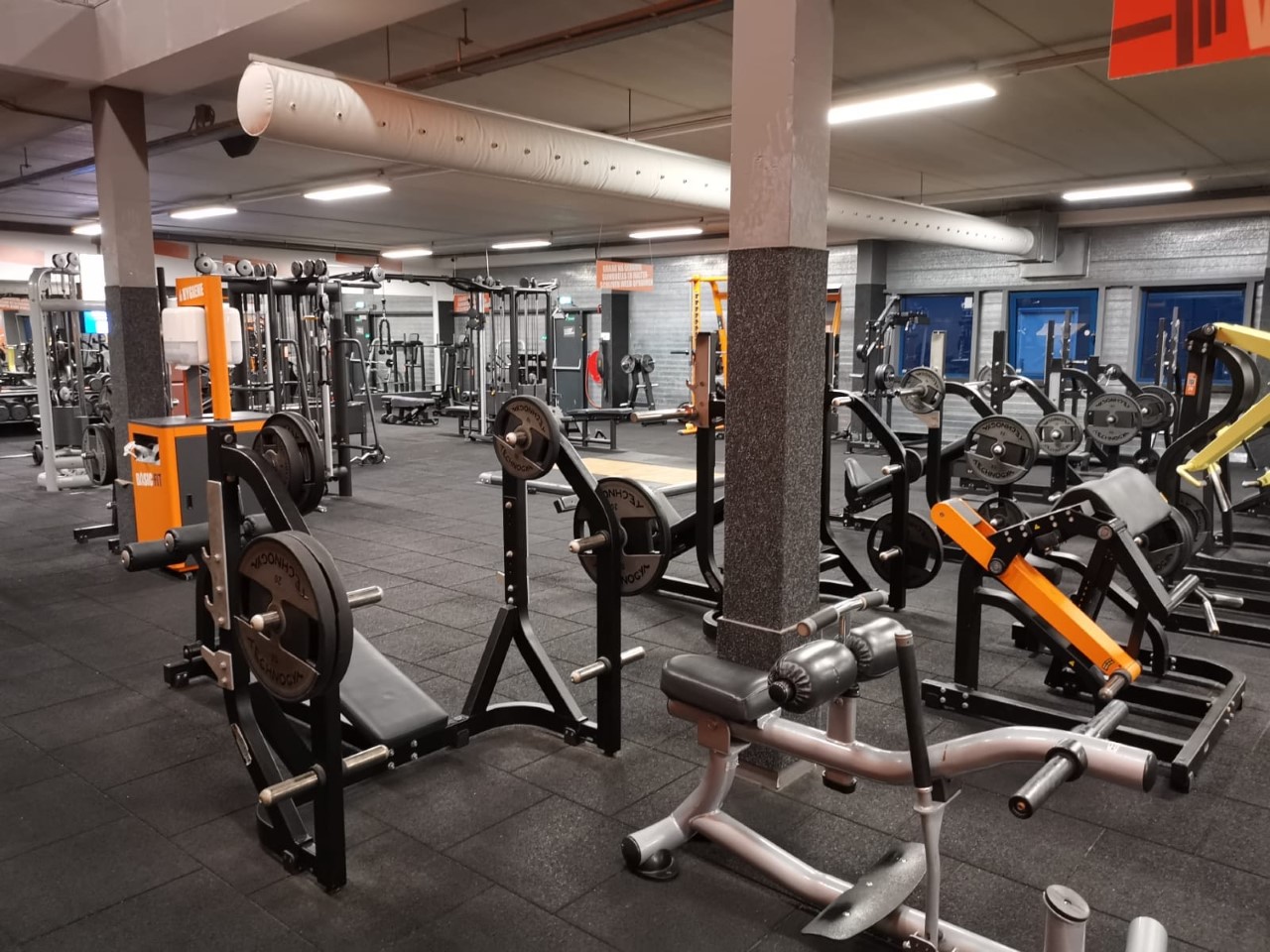 Sportschool Basic-Fit Deventer Hannoverstraat 24/7