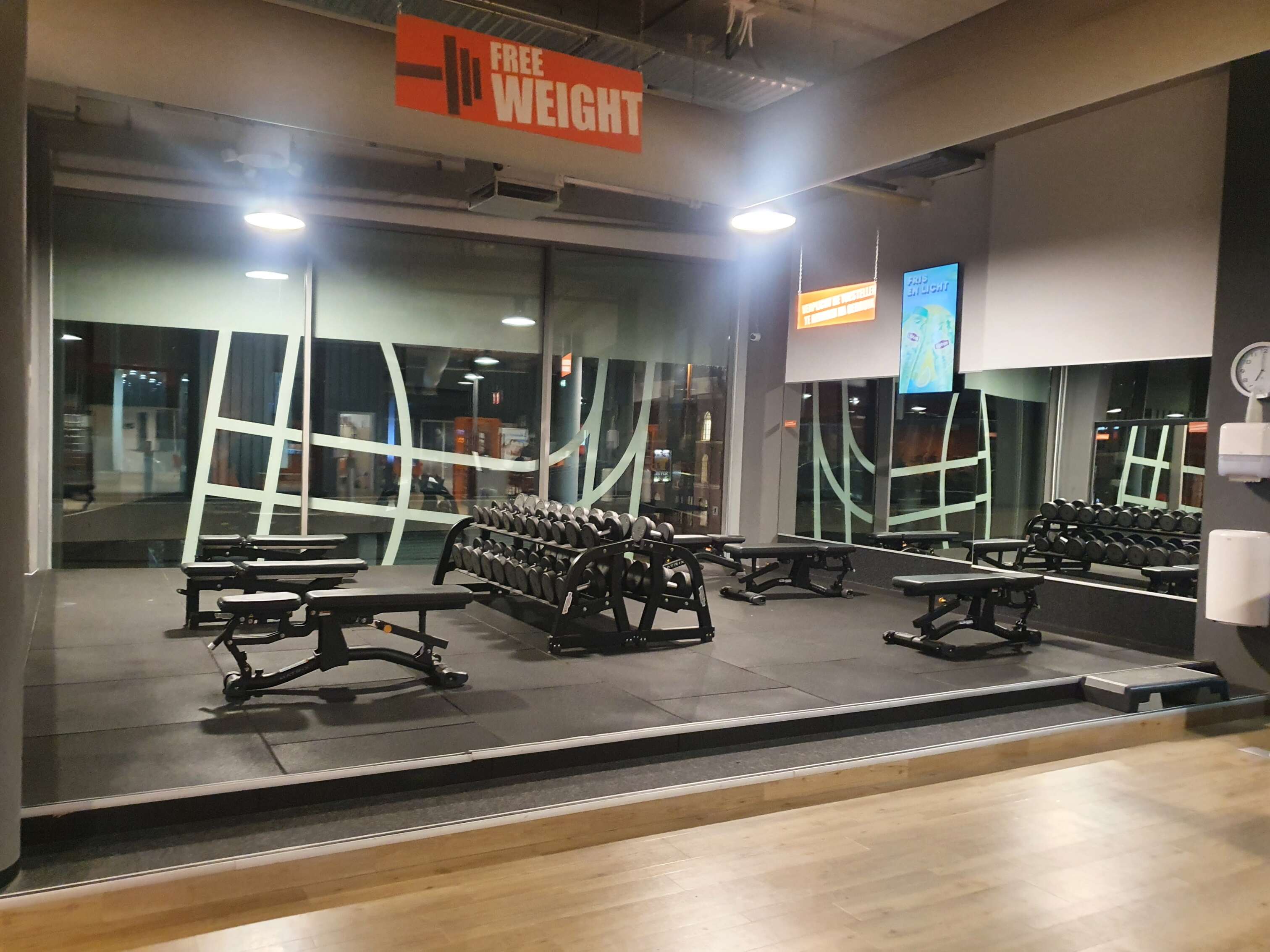 Sportschool Basic-Fit Deventer Boreelplein