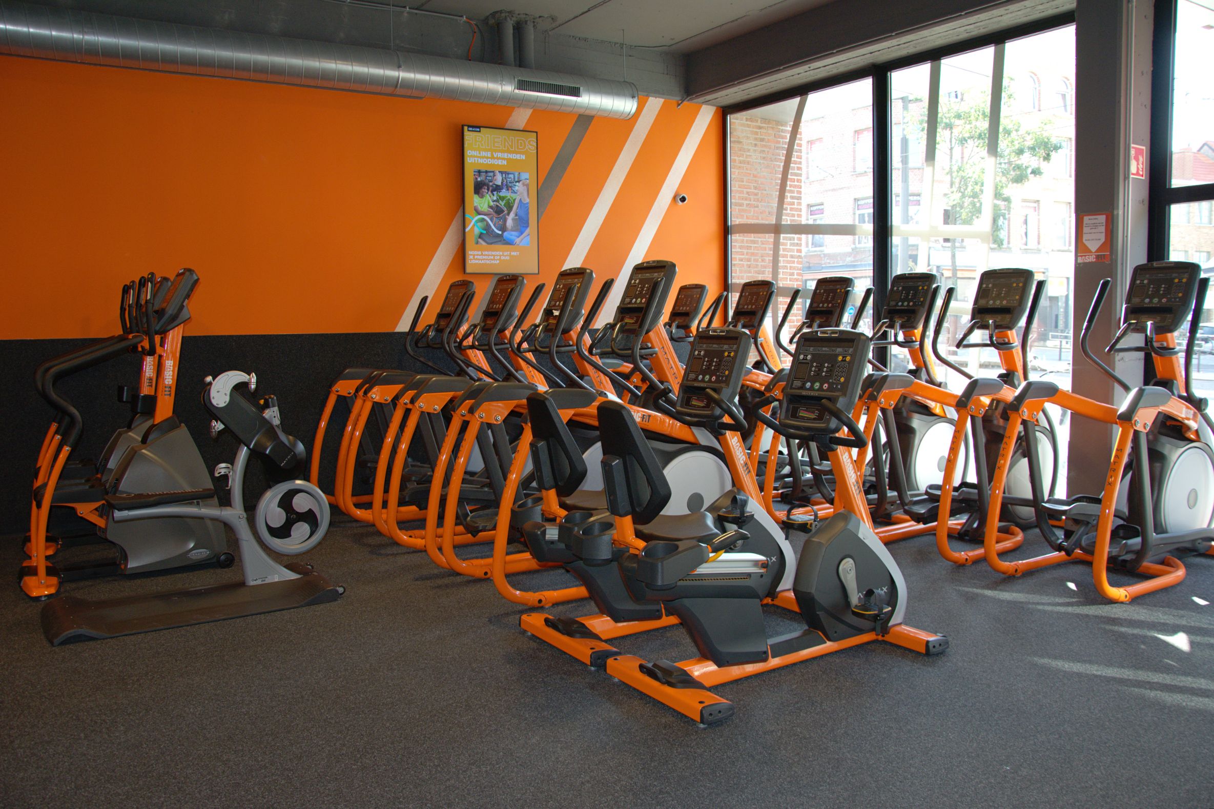 Fitnessclub Basic-Fit Antwerpen Merksem Bredabaan