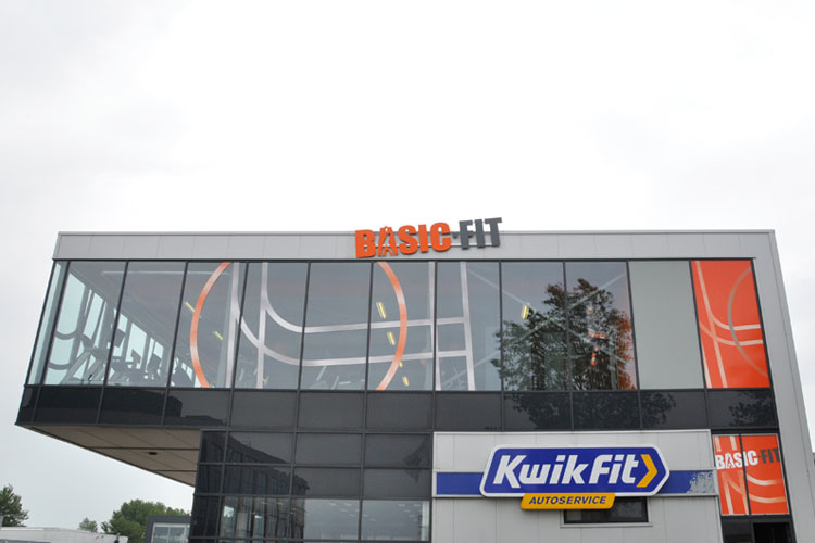 Basic-Fit Gym Basic-Fit Den Helder Industrieweg 24/7