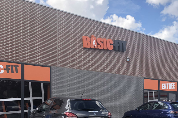 Salle de fitness Basic-Fit Anderlues Chaussee de Charleroi 24/7
