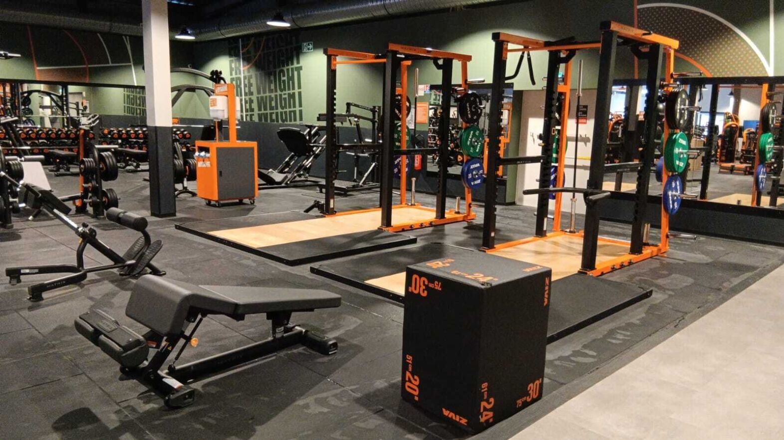 Salle de sport Basic-Fit Marennes-Hiers-Brouage Rue des Entrepreneurs