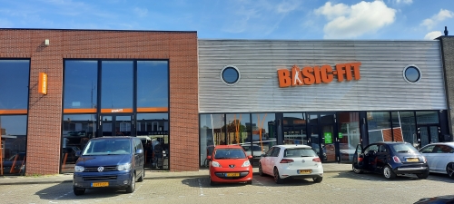 Sportschool Basic-Fit Maassluis Elektraweg 24/7