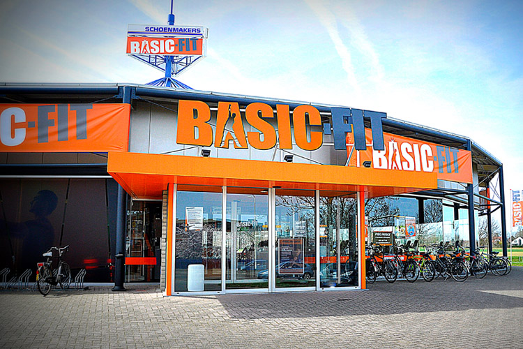 Basic-Fit Gym Basic-Fit Sittard Limbrichterweg 24/7