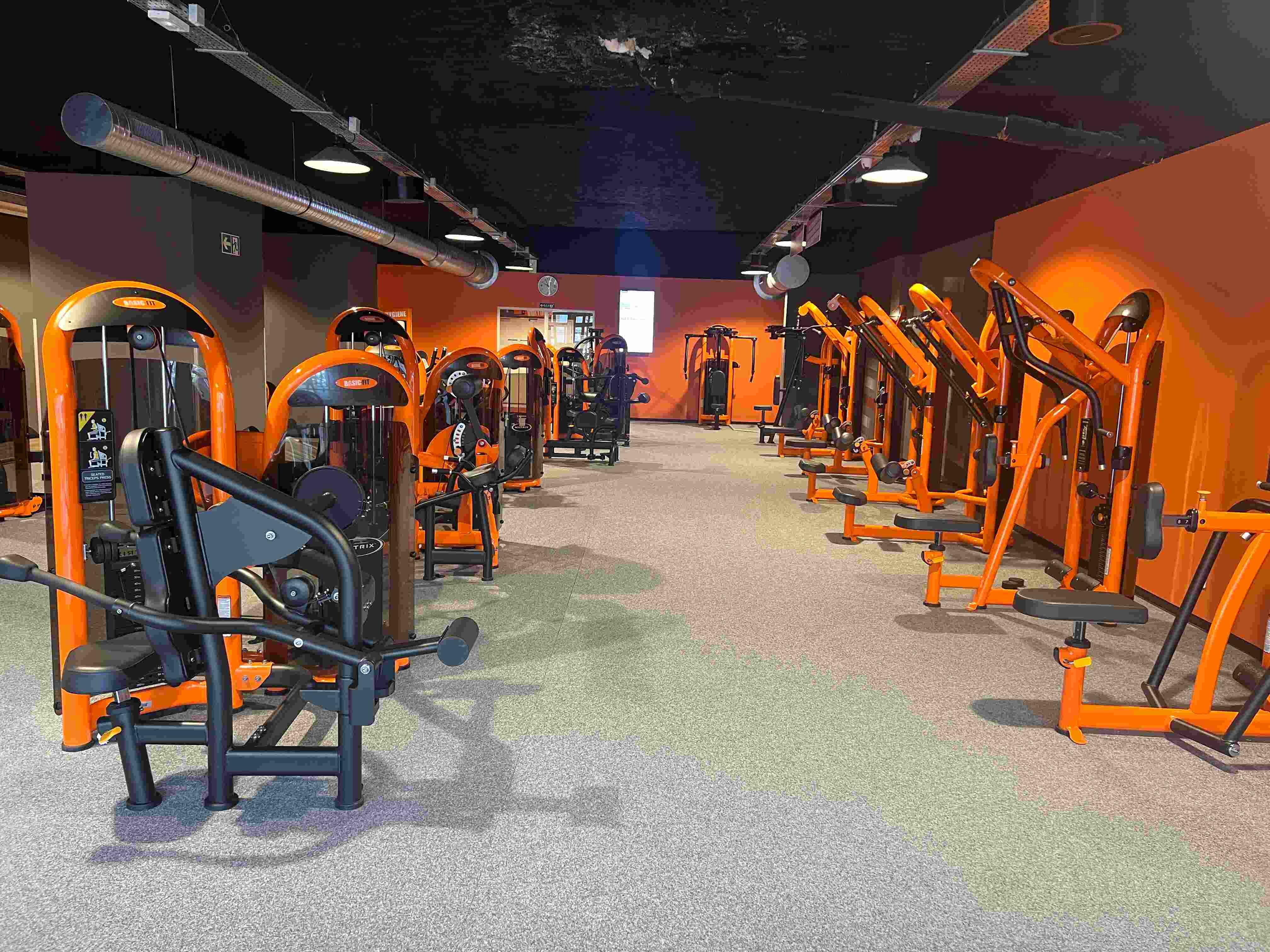 Salle de sport Basic-Fit Paris Boulevard de Charonne